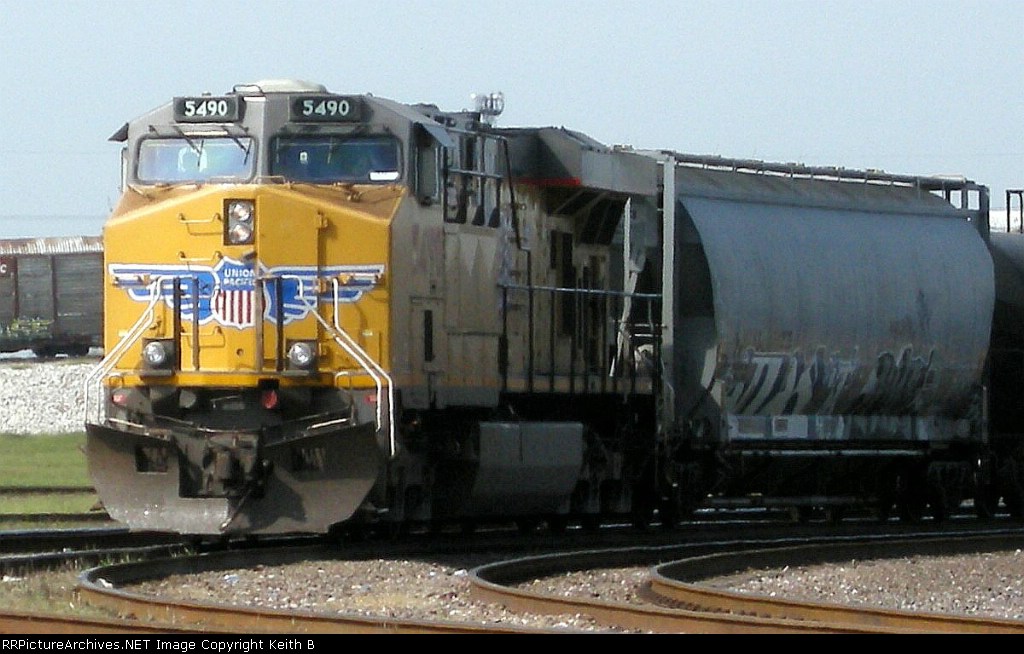 UP 5490